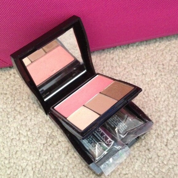 Mary Kay | Makeup | Mary Kay Compact Mini | Poshmark